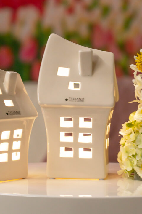 Deko Lichthaus Pendola LED hoch weiß-creme kaufen | Bella-Home-Feeling.de